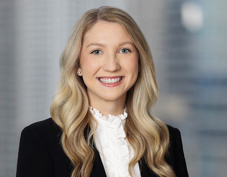 Abigail L. Heeter | Professionals | Vedder Price